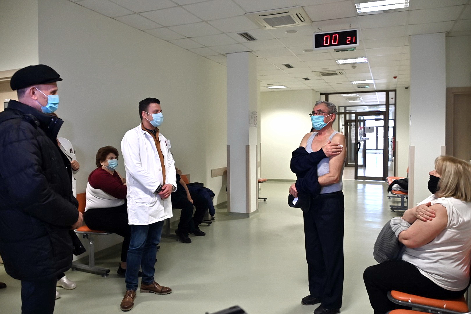 POČELA VAKCINACIJA PROTIV VIRUSA COVID-19 U SURČINU – Opština Surčin