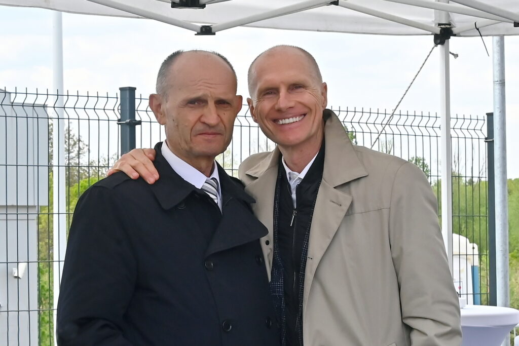 OTVOREN TRŽNI CENTAR “PARK SURČIN” – Opština Surčin